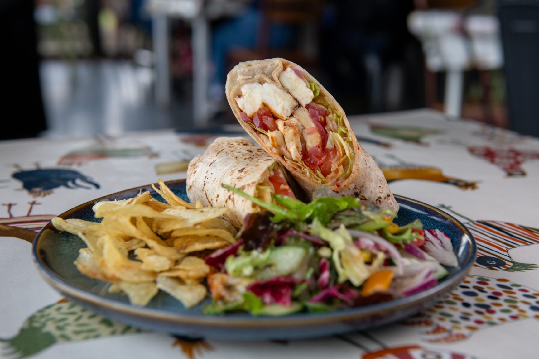 Is Monifieth Longparke Farmshop and Cafe popular for a reason?
