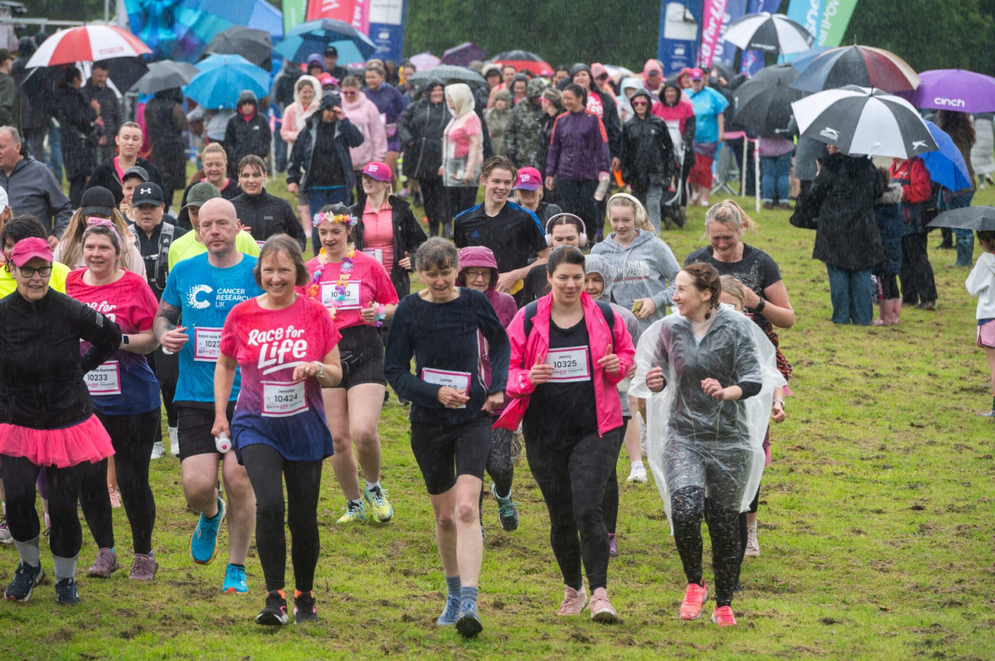 Dundee Race for Life 2024 pictures as 1,500 take part