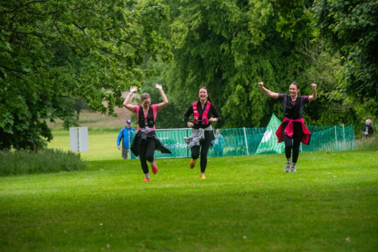 Dundee Race for Life 2024 pictures as 1,500 take part