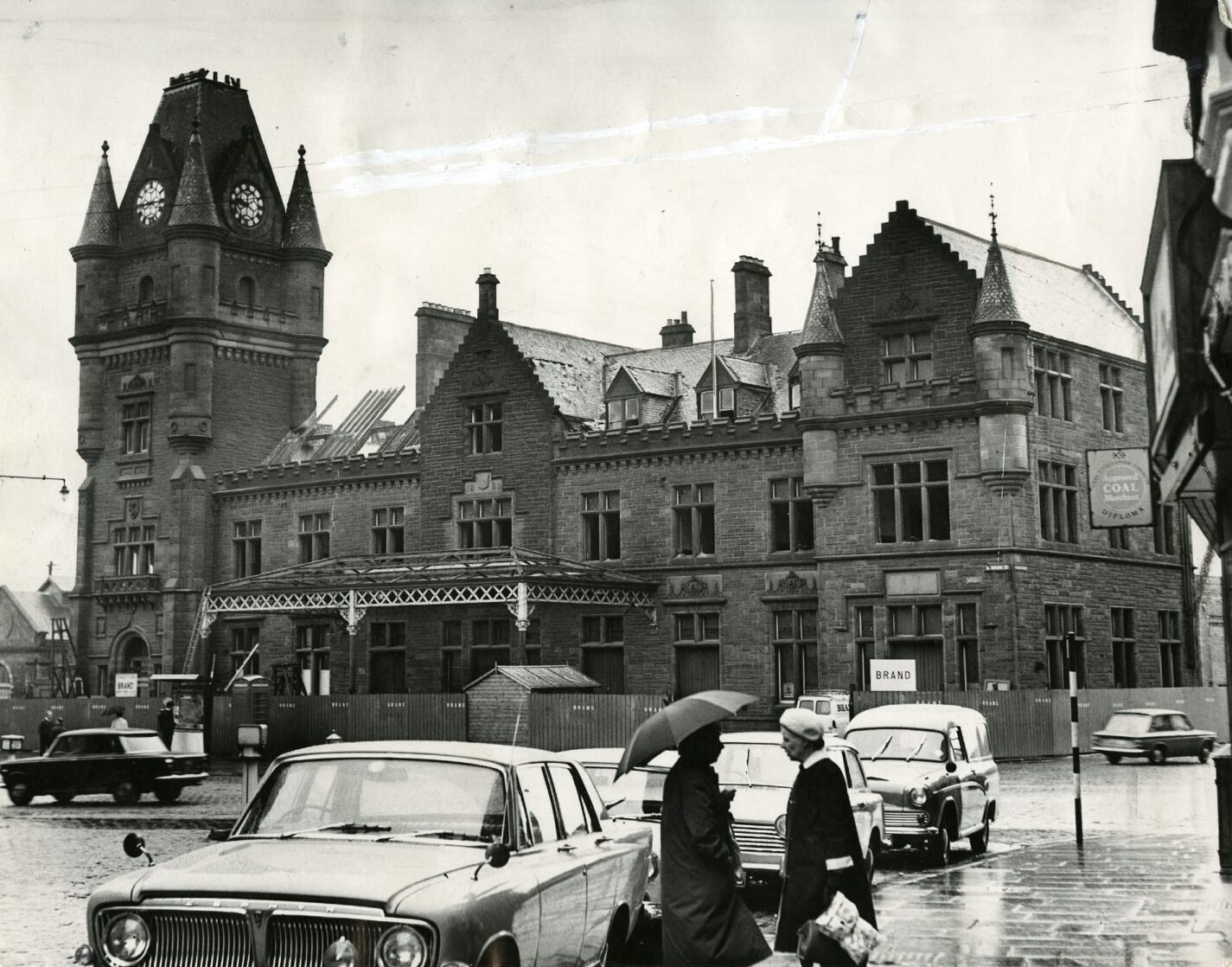 Rare photos capture the end of a 'landmark' Dundee train station