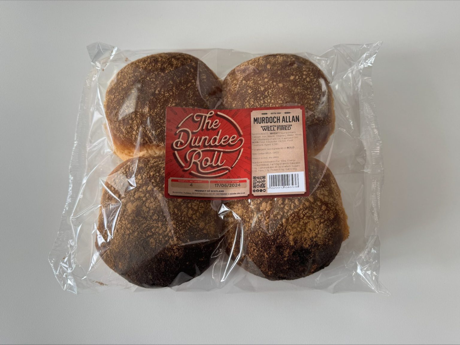 What do folk in Dundee think of the new 'Dundee rolls'?