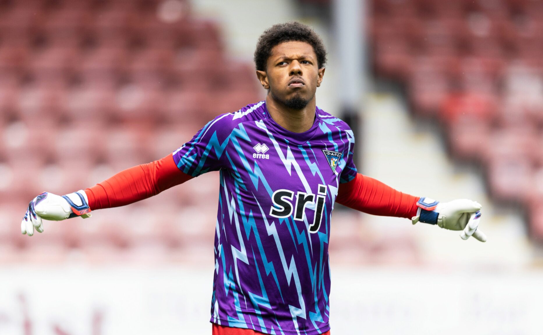 Dunfermline in sub keeper gamble as Matty Todd surgery revealed