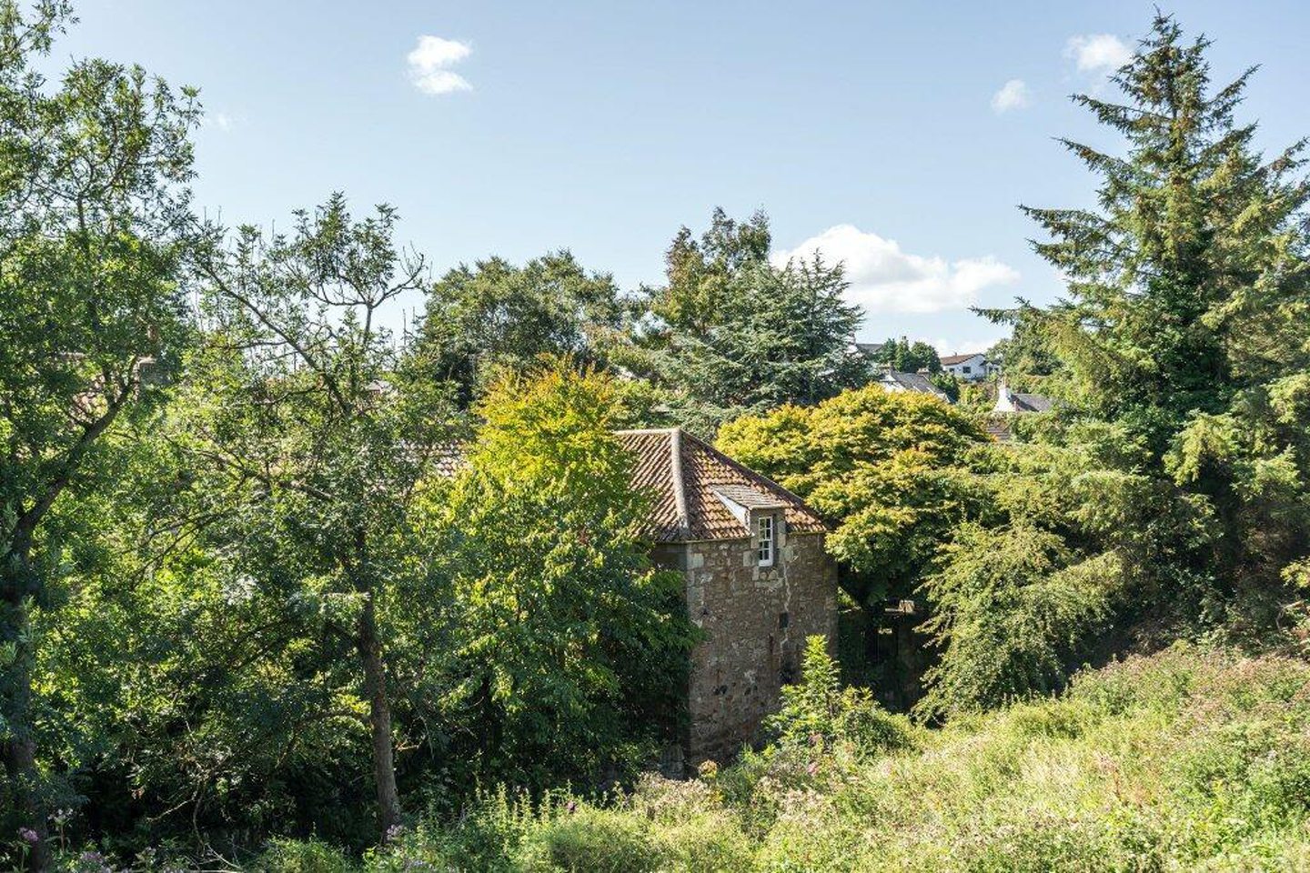 The Old Millhouse: Stunning conversion in Lundin Links for sale