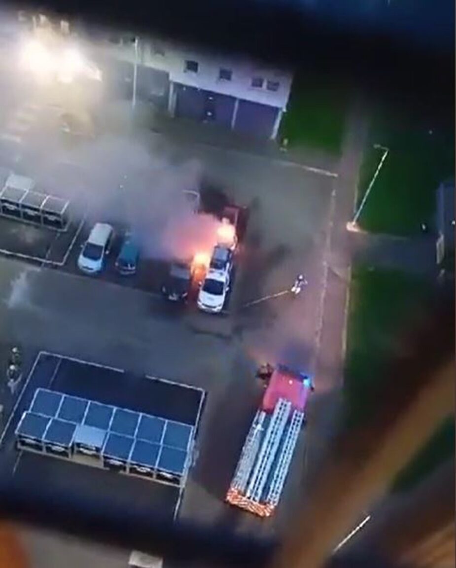 Elders Court: Resident says 4 cars damaged in 'wilful' Dundee fire