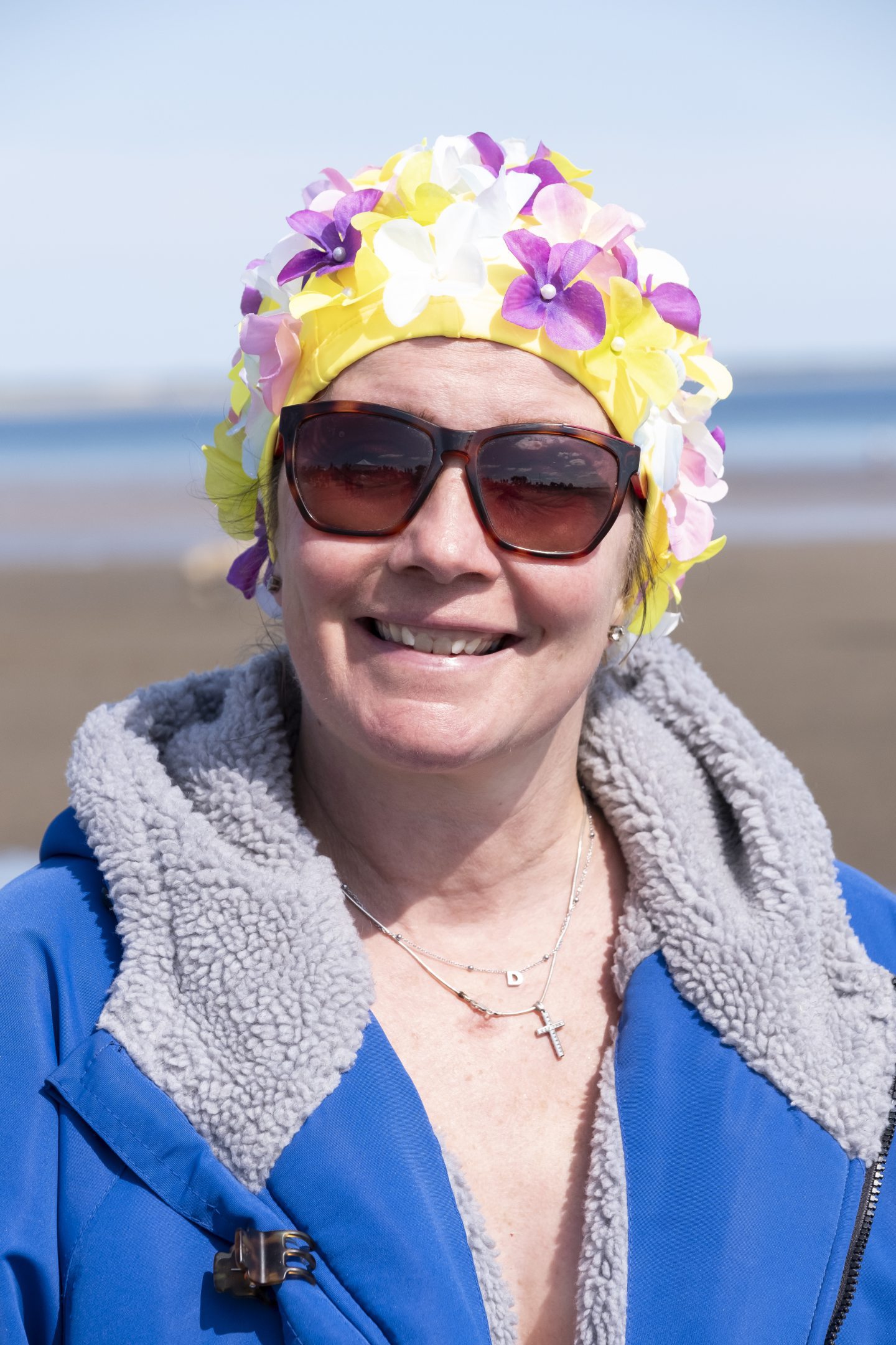 Leven dook: Best pictures as 500 people take to the sea together