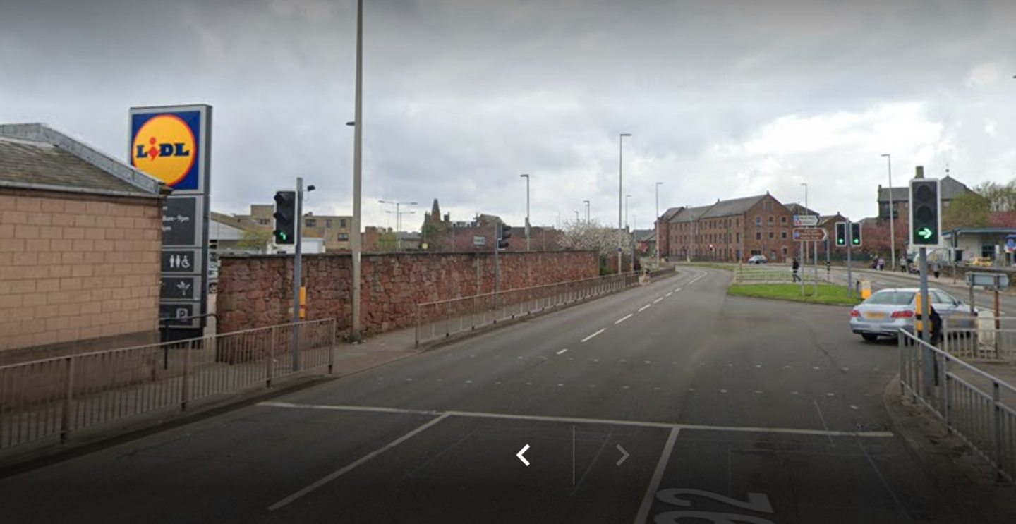 Lidl to lower wall beside Arbroath Place for Everyone scheme