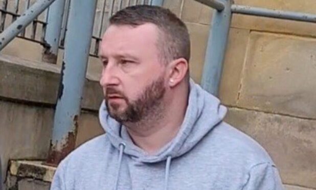 Dundee Tinder fraudster kept from prison due to Afghan horror