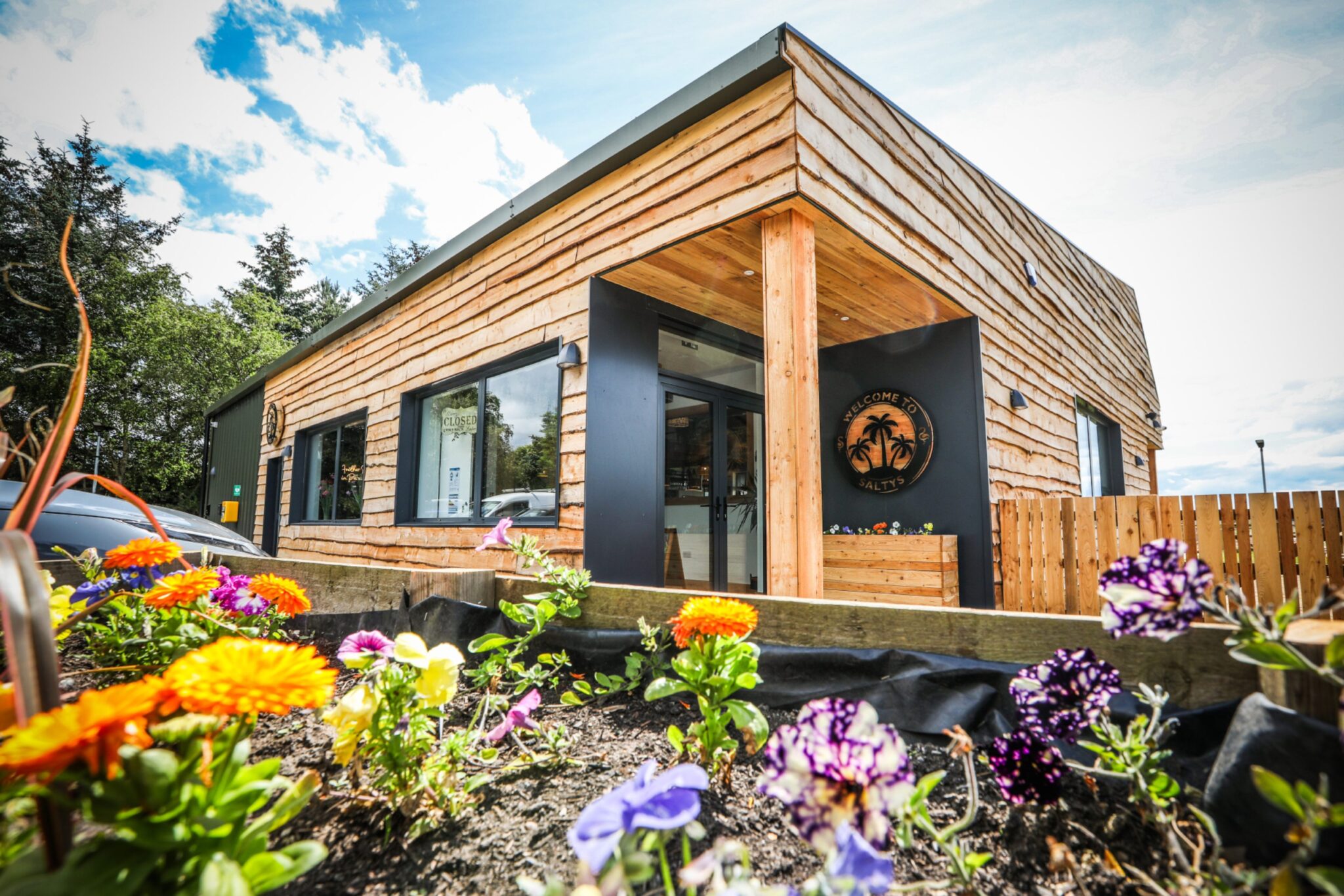 Salty's: First look at new Montrose restaurant