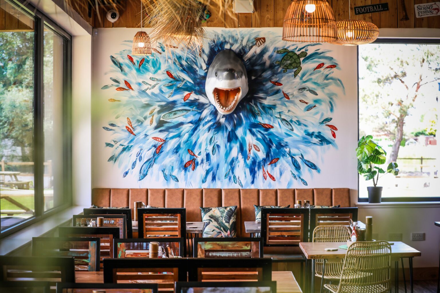 Salty's: First look at new Montrose restaurant