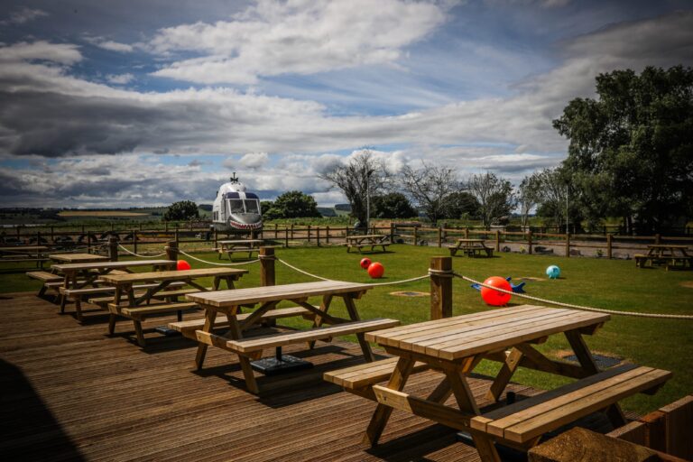 Salty's: First look at new Montrose restaurant