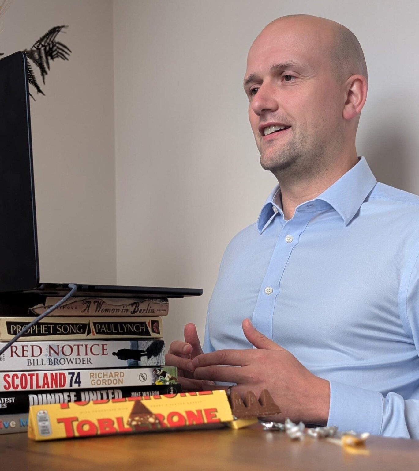 SNP's Stephen Flynn trolls 'Tory Boy' over England Euros stance