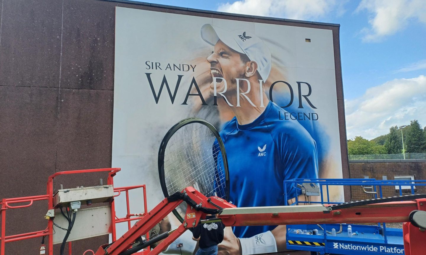 Andy Murray mural: Artwork of tennis star unveiled in Dunblane