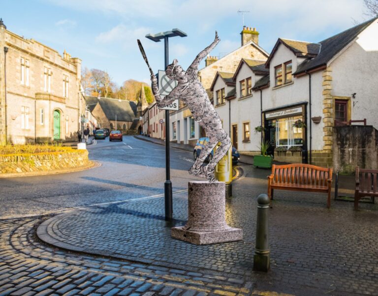 Andy Murray: Dunblane pushes to honour tennis brothers on sign
