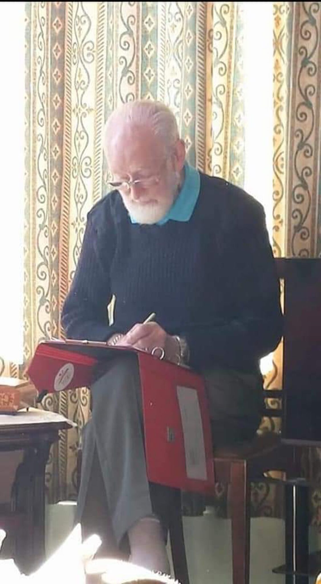 Jim Shepherd: Family pays tribute to Dundee's 'Mr Hockey'