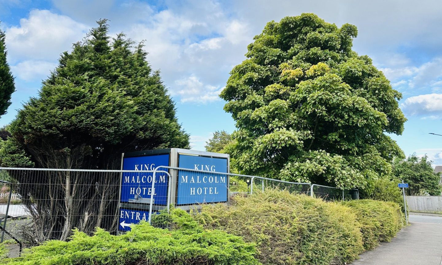Dunfermline Lidl could be delayed over trees