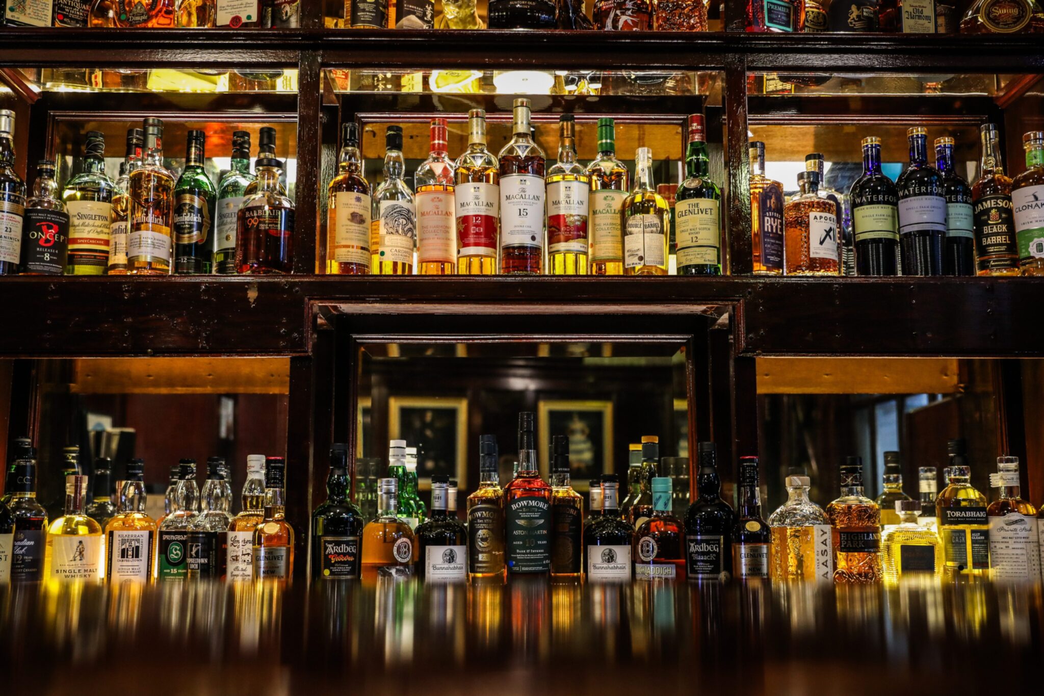 Dundee pub opens The Whisky Saloon with 250 bottles