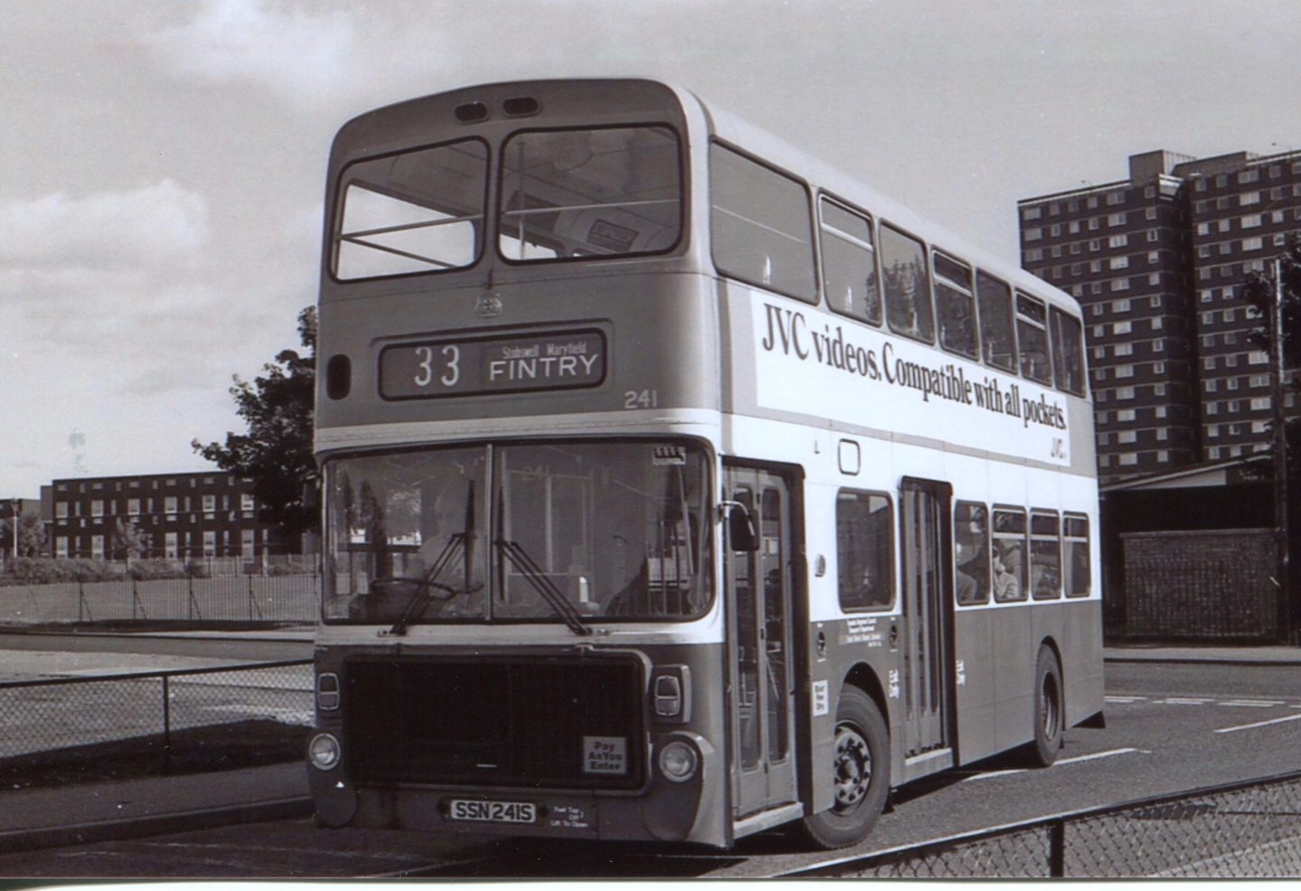 People flocked to Fintry as Dundee grew - and the buses followed