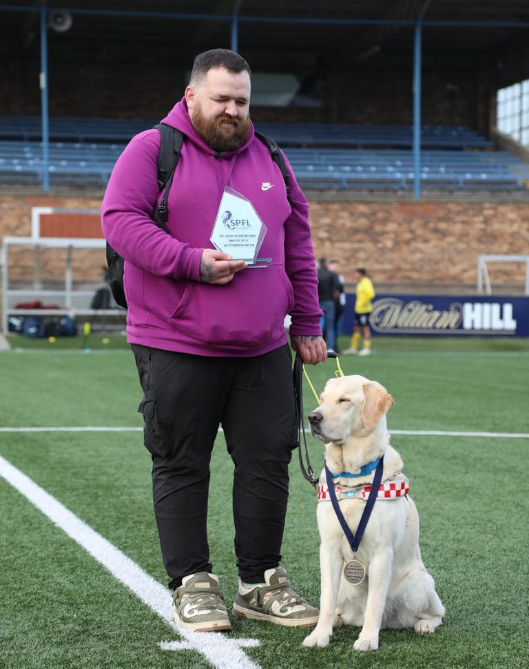 Dundee United fan and guide dog visit every single SPFL stadium