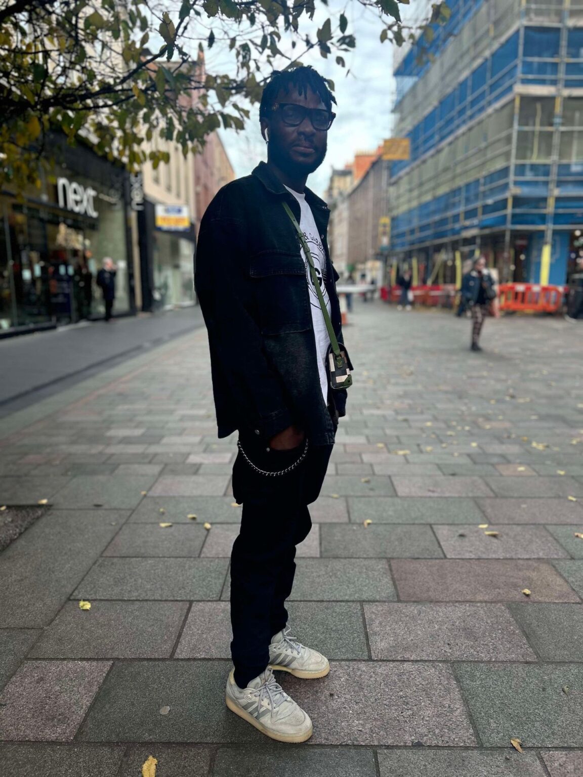 Seven stylish-not-spooky outfits in Perth this Halloween weekend