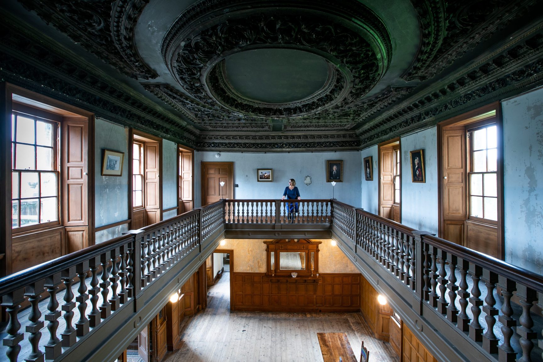 Inside Bannockburn House - Stirling's crumbling 'treasure trove'