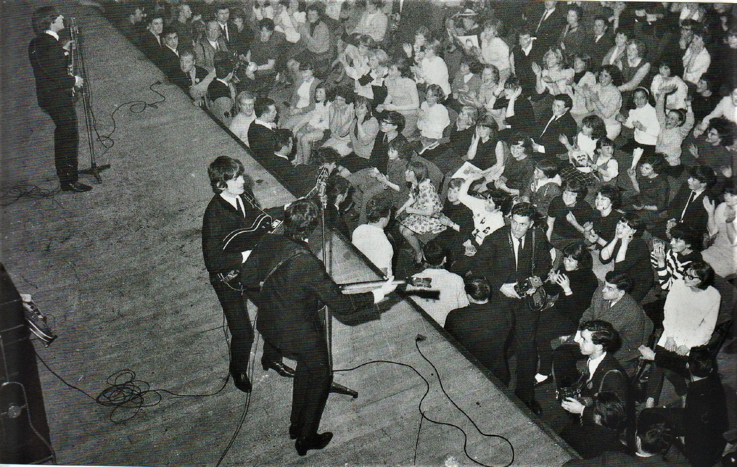 The Beatles played last Dundee gig in 1964 and the jelly bears flew