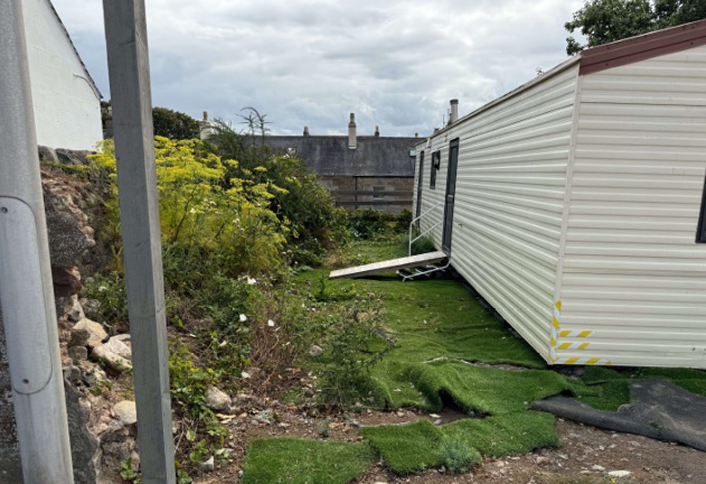 Carnoustie Airbnb operator given 60 days to get rid of railway line caravan