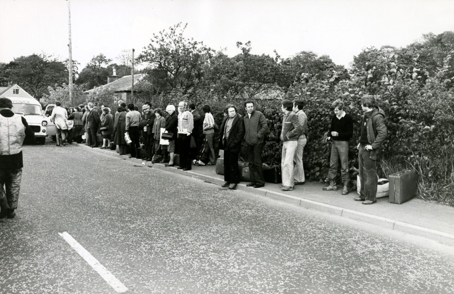 Dramatic images show aftermath of 1979 Invergowrie rail crash