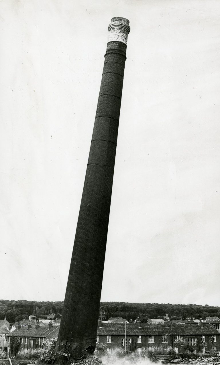 15 photos show life in Lochee across four decades