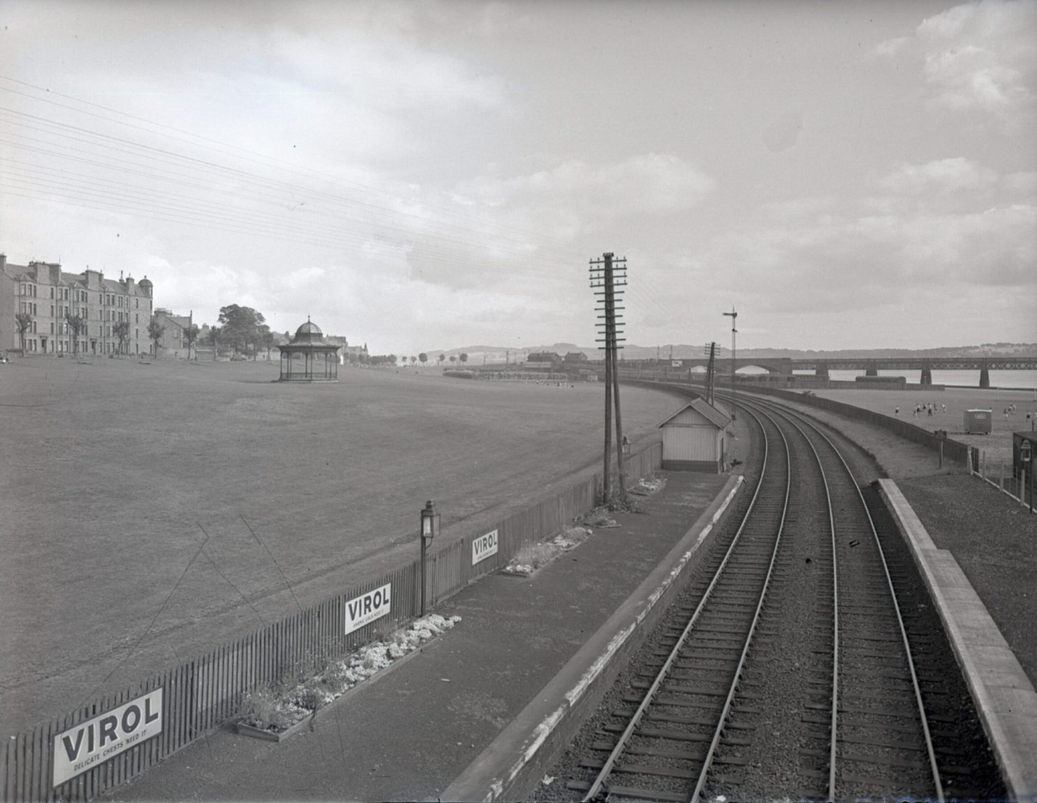 Magdalen Green Station linked Wild West to Dundee's west end