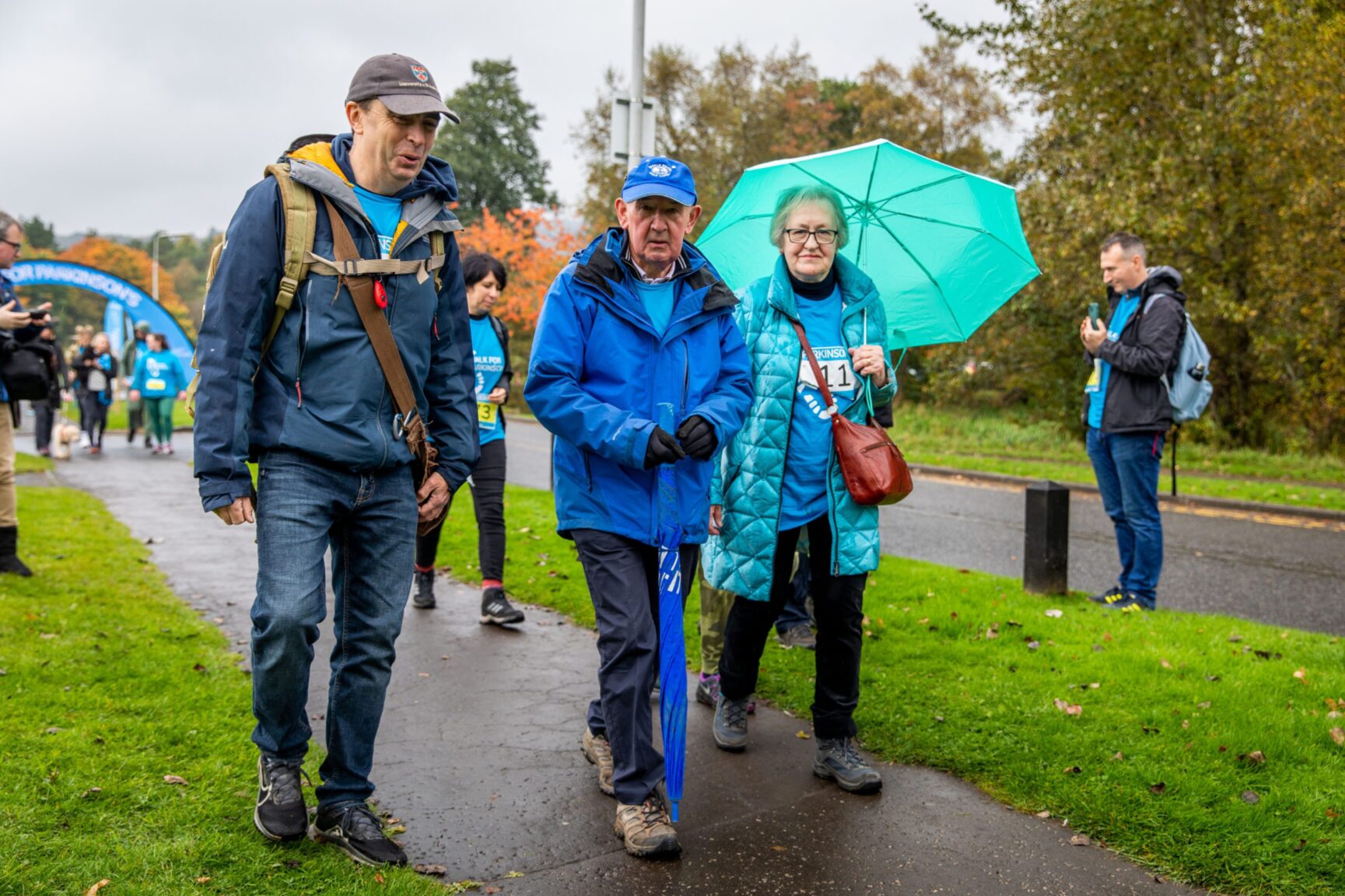 Best pictures: Walk for Parkinson’s Lochore Meadows - The Courier