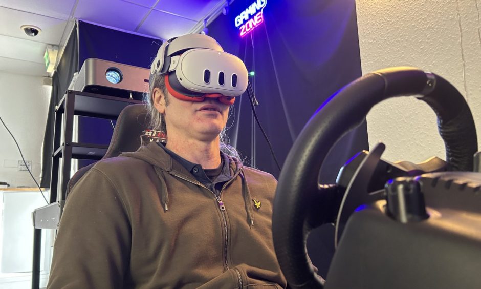 Virtual reality gaming arcade Project Portal unveiled in Kirkcaldy