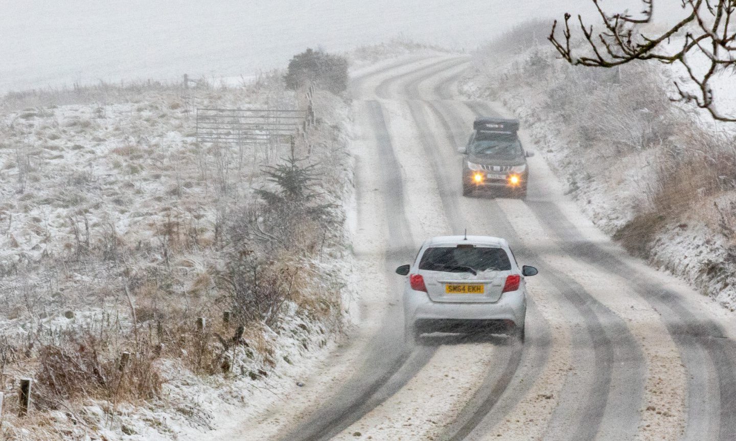 Heavy snow forecast for Tayside, Fife and Stirling for New Year