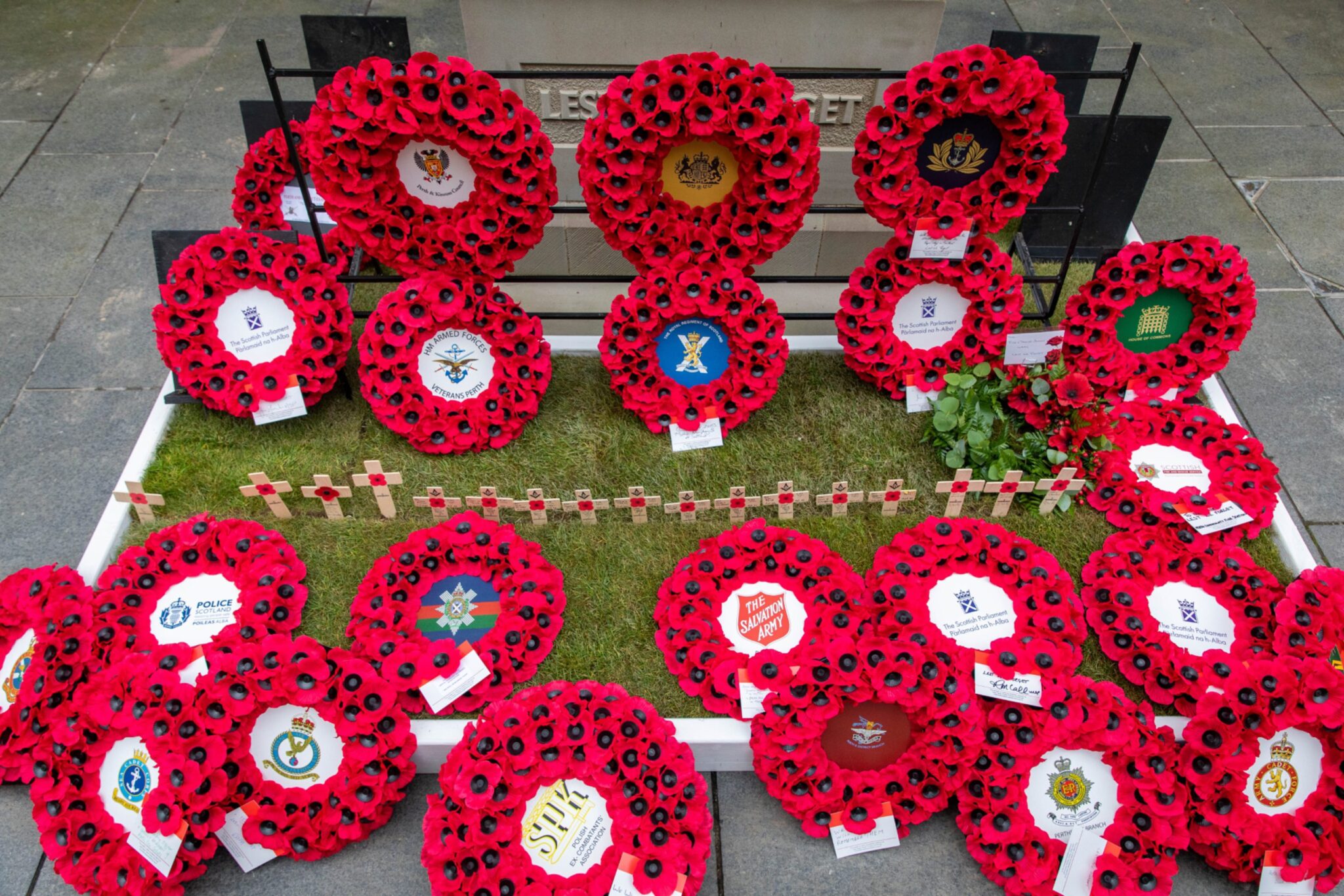 Perth remembrance ceremonies in pictures