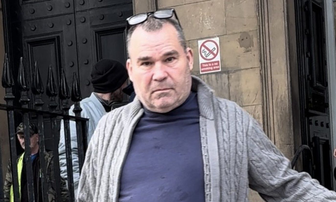 Perth predator asks to be locked up over Christmas for child abuse