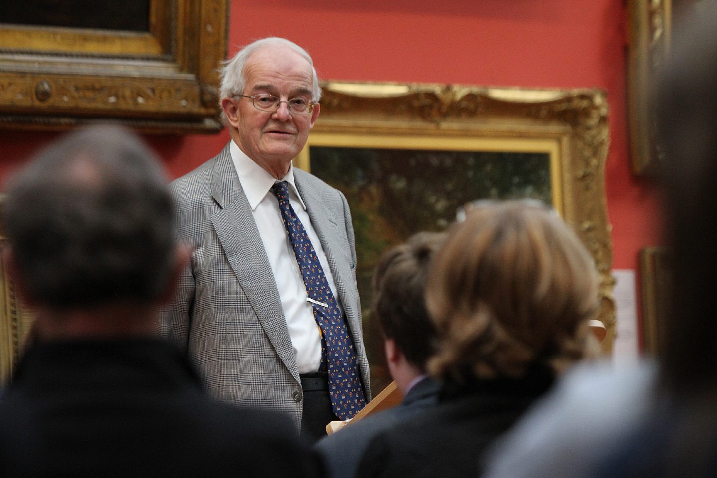 Tributes to Dundee’s 'real newspaper man' Murray Thomson, 88
