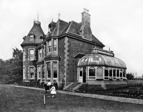 New book tells the forgotten tales of Broughty Ferry mansions