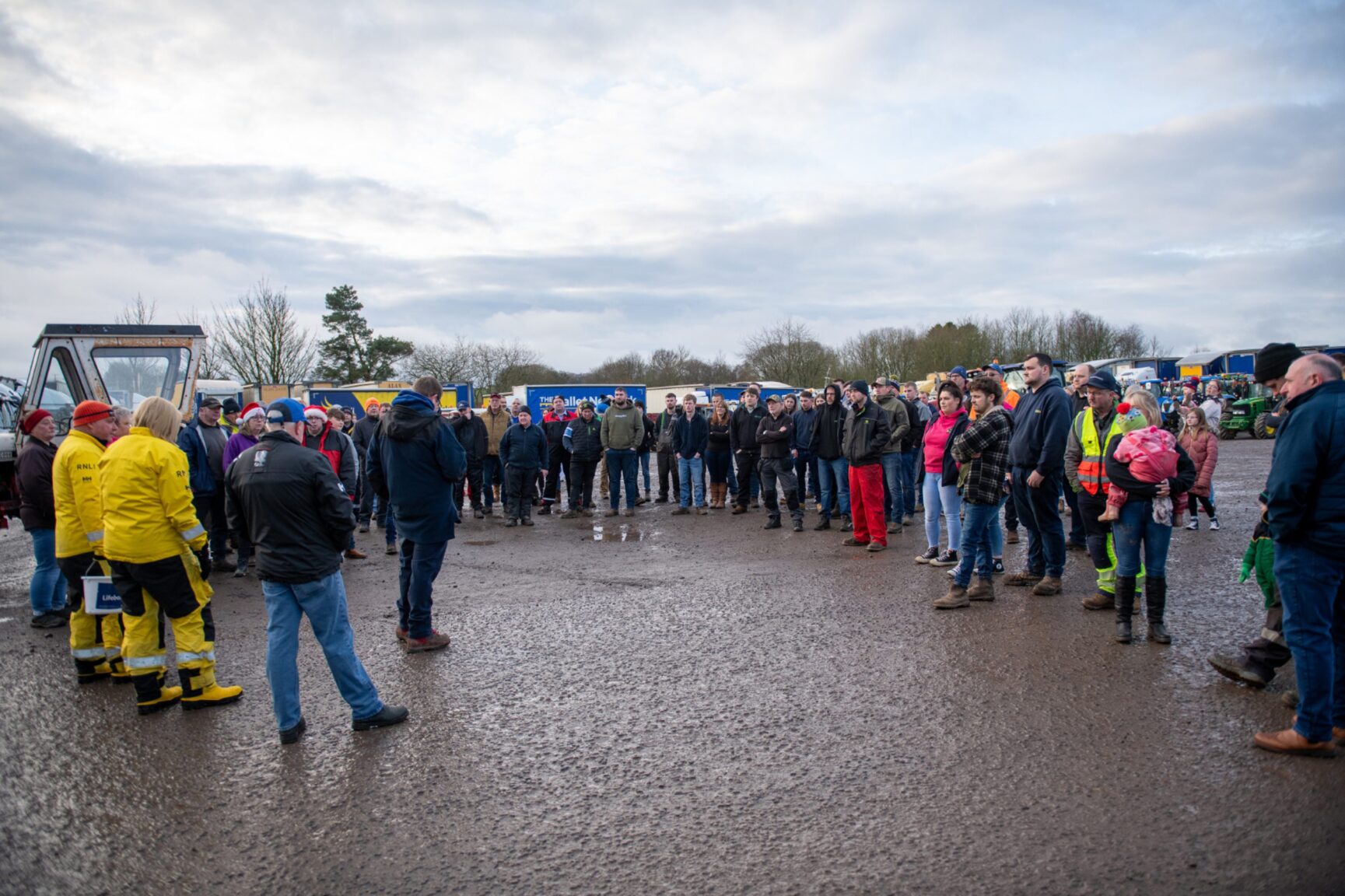 Great pictures from charity tractor run for Broughty RNLI