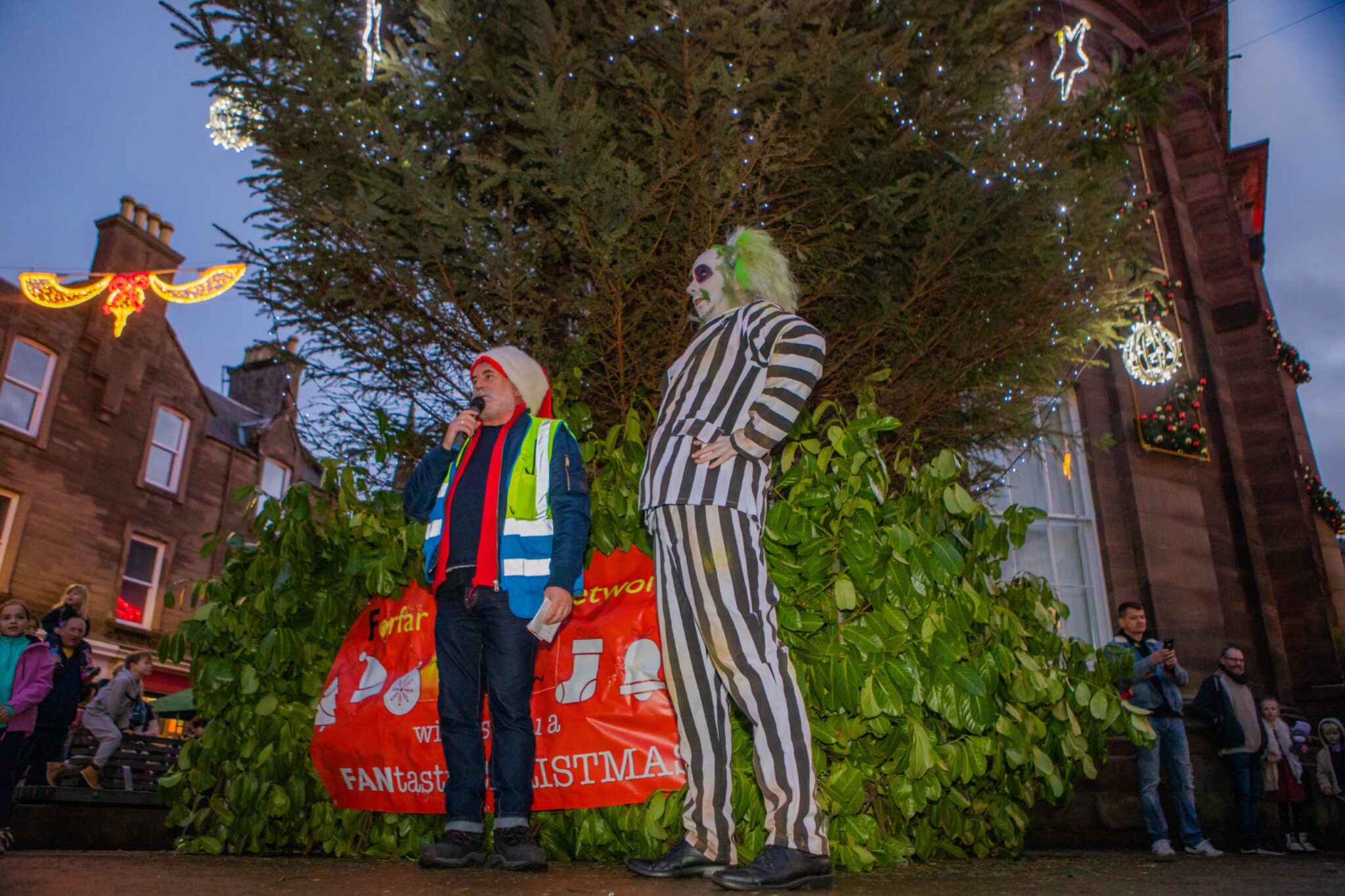 Best pictures from Forfar Christmas light switch-on