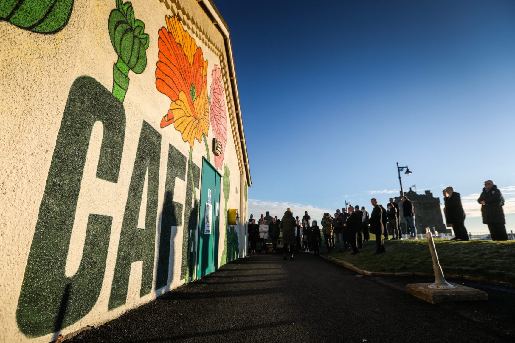 Broughty Ferry's Braw Tea gets top-up with beautiful mural - The Courier