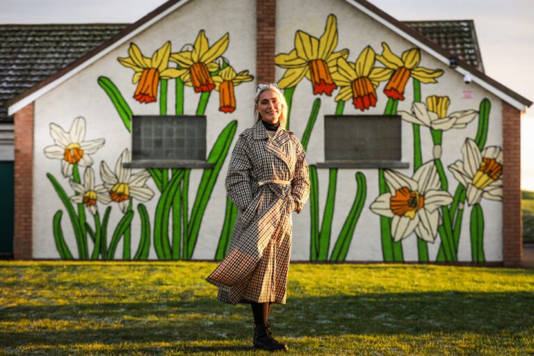 Broughty Ferry's Braw Tea gets top-up with beautiful mural - The Courier