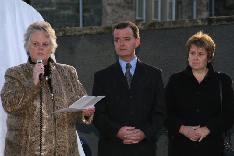 Karen Dewar murder: Tayport marks 20th anniversary of tragedy