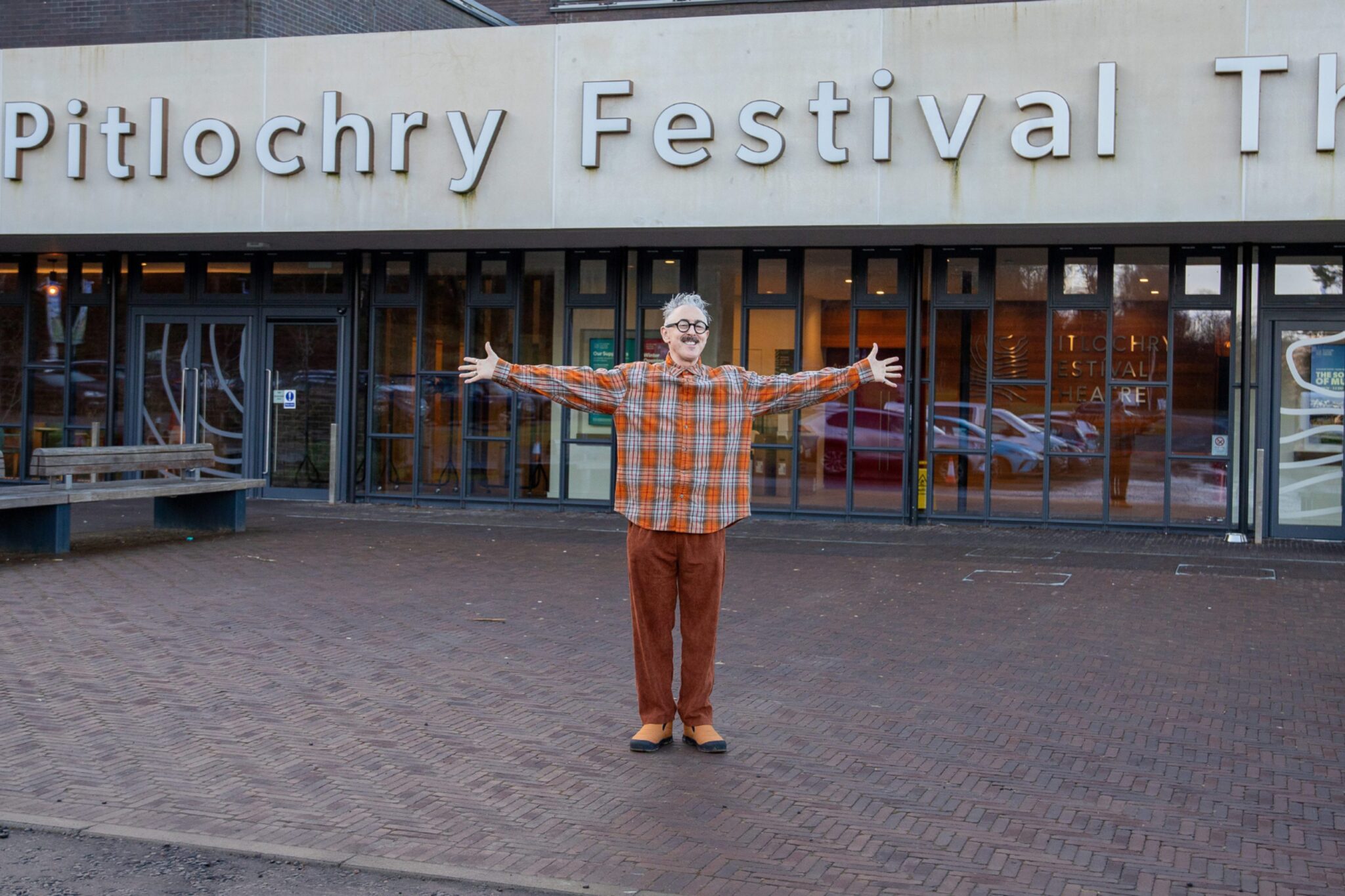 Alan Cumming is bringing his full star power to Pitlochry Theatre