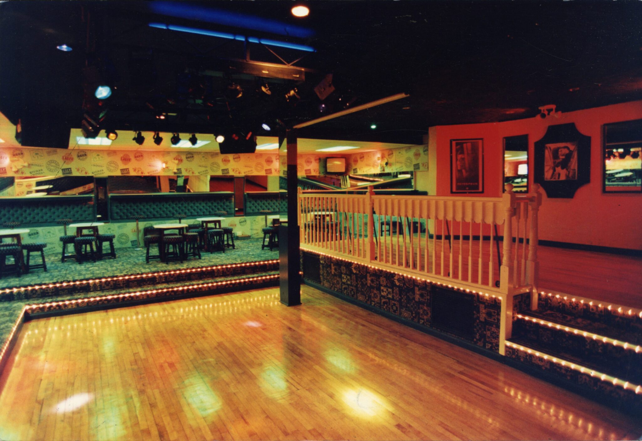 Dundee in 1995: Ardler multis, greyhounds and Oscars nightclub