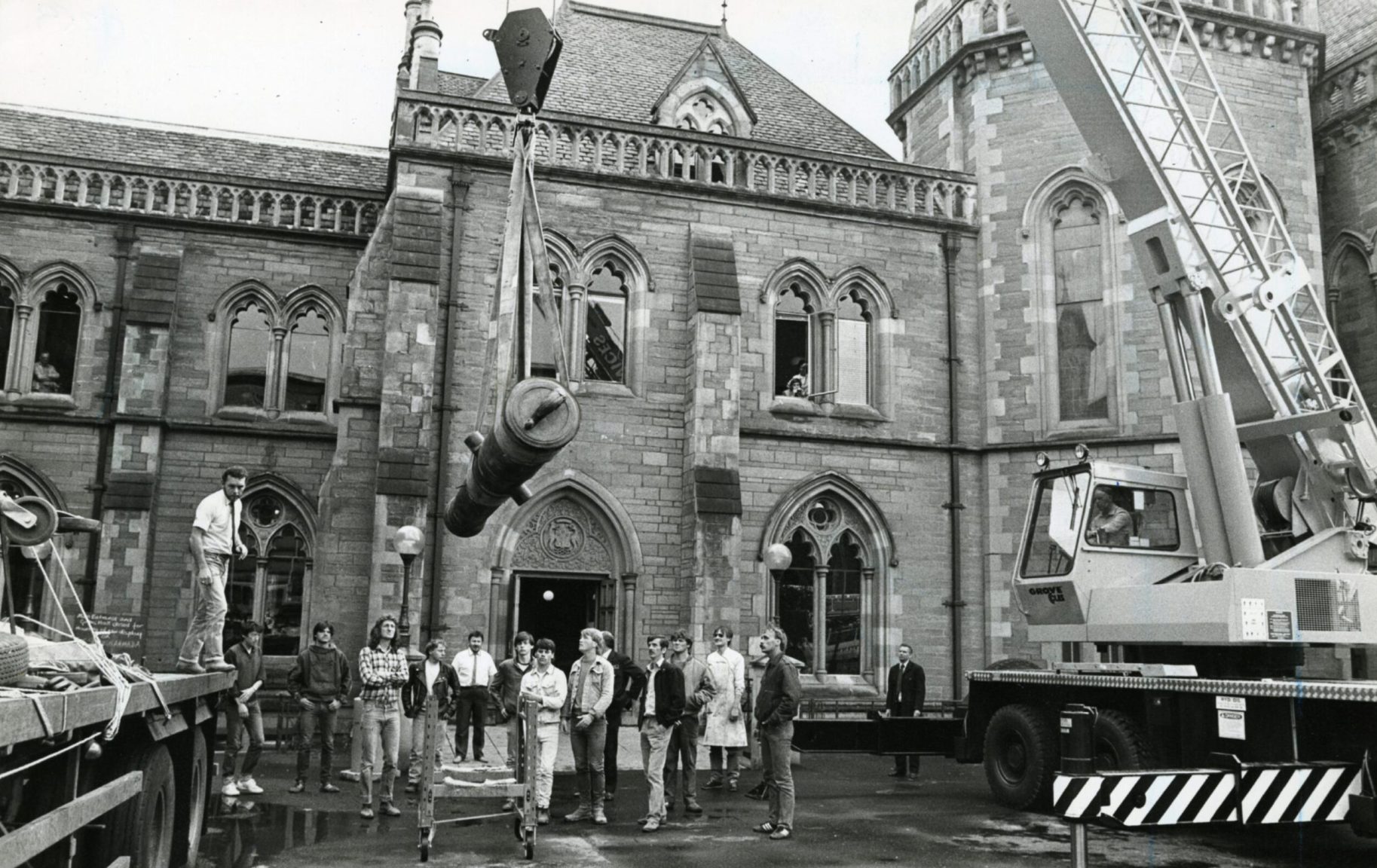 16 bygone pictures of Dundee art galleries and museums