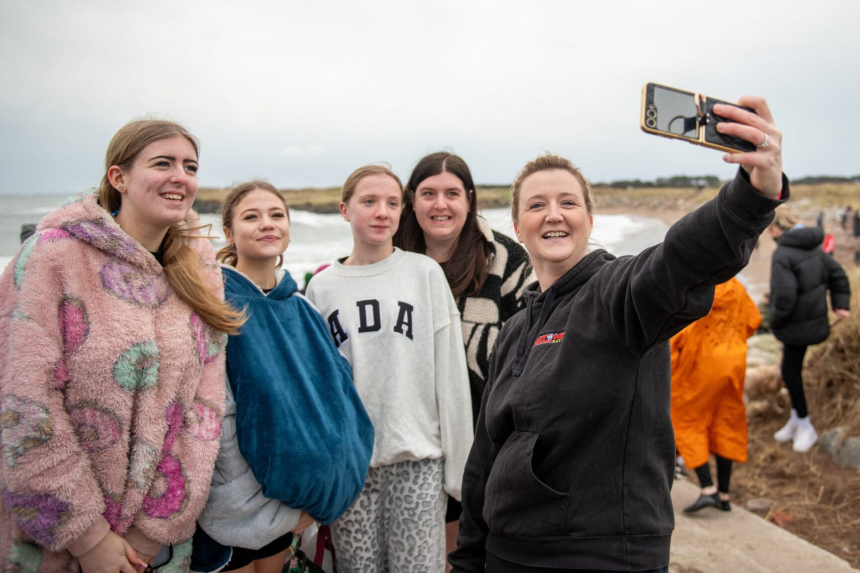 Great pictures as Carnoustie dookers take the plunge for 2025
