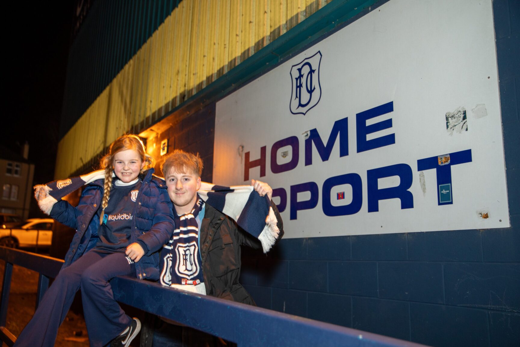 Dundee derby: The football fans who make the city come alive
