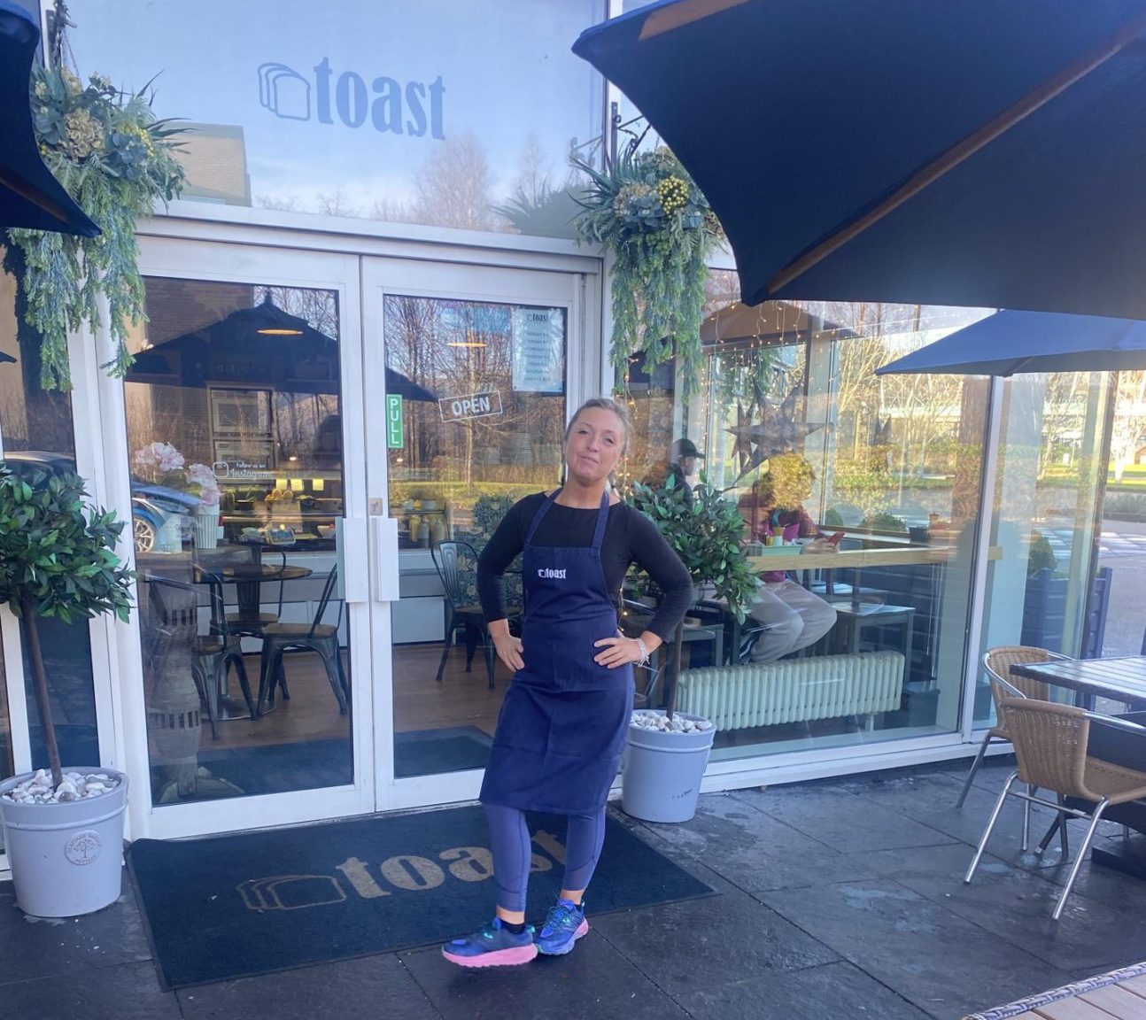 Toast Stirling: Cafe owner pleads to keep Forthside Way road open