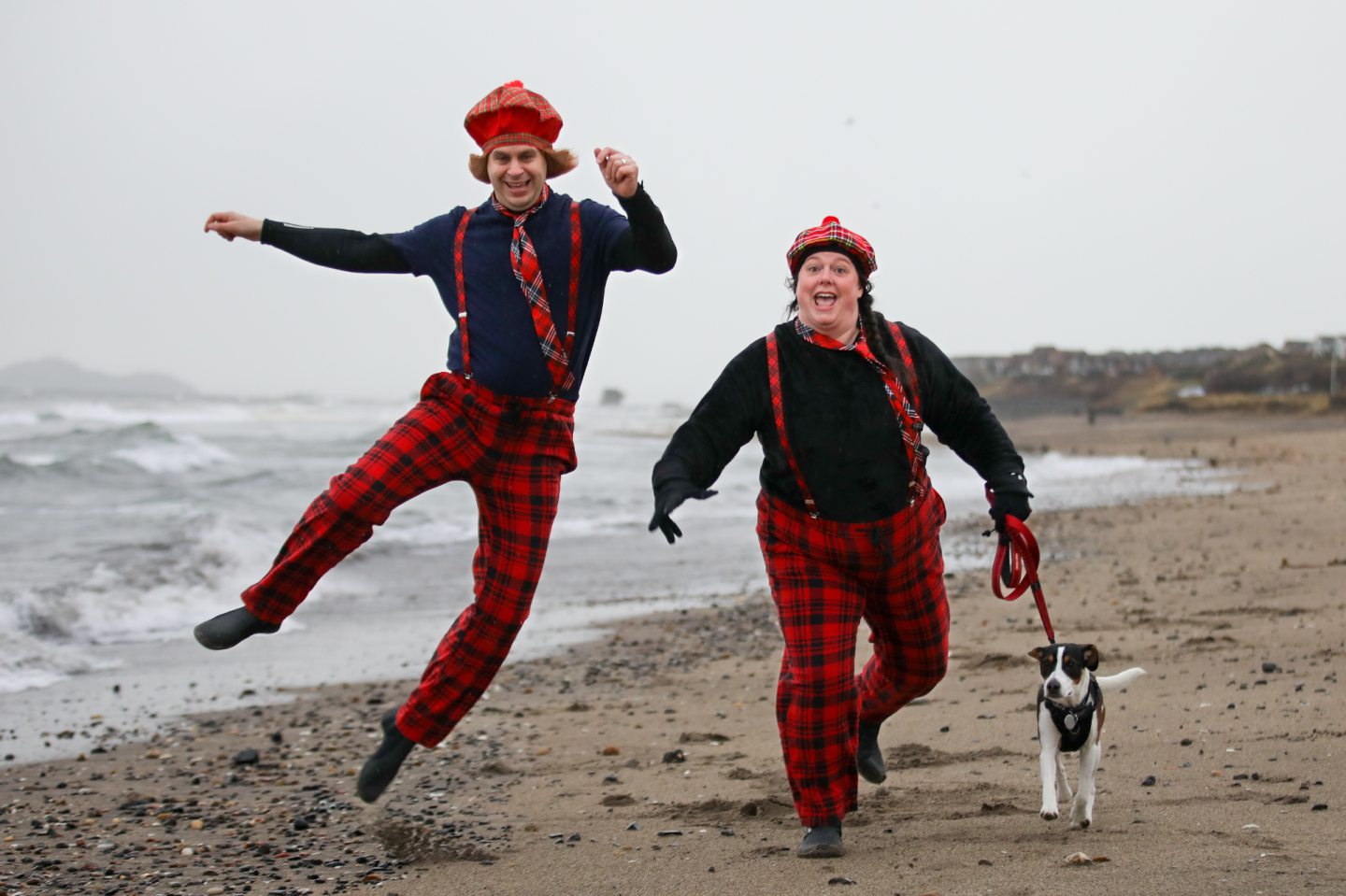 PICTURES: Kirkcaldy loony dook gets 2025 off to a bracing start