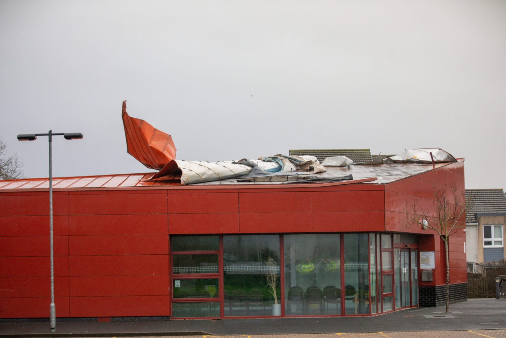 Storm Eowyn: Roof ripped off Dunfermline health centre