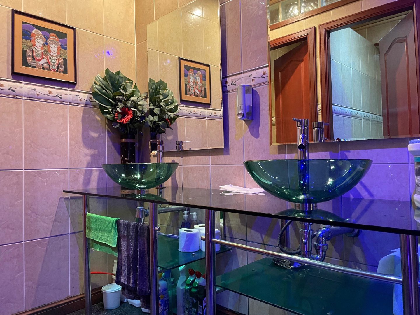 The inside scoop on Dundee's top 5 toilets in cafes and restaurants